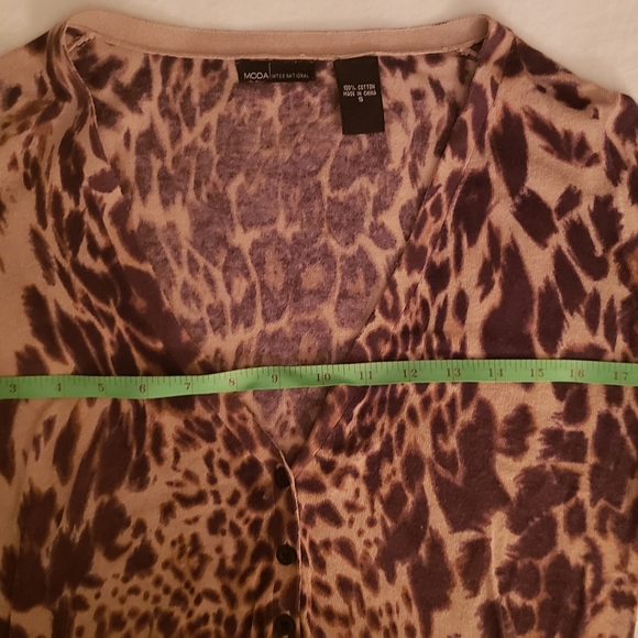 Moda International | Sweaters | Moda International Cheetah Print ...